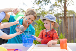 The benefits of water play for children's development | St Nicholas ...